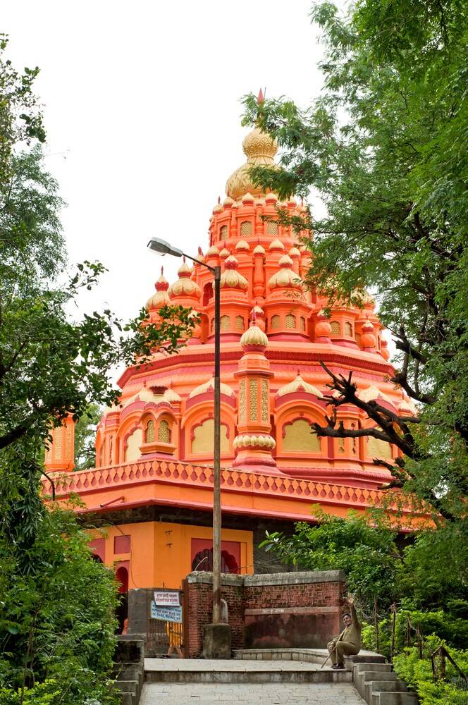 Poona Reisen billig – Flug & Hotel Poona